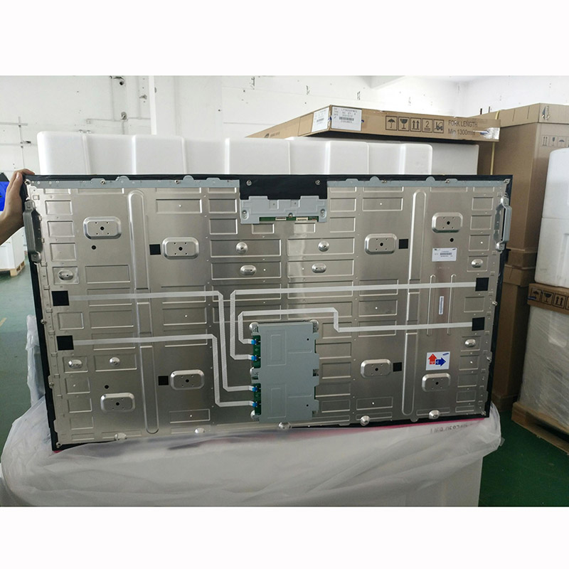 Samsung 65 inch 4K 4.1mm 700nit LCD Video Wall Panels